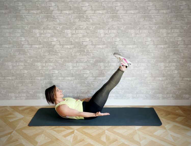 11 Tips And Techniques For Perfecting Kettlebell Leg Lifts